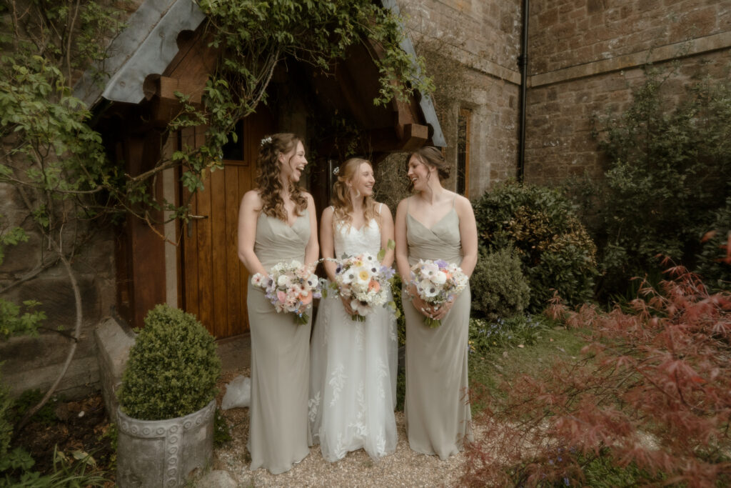 Hawke Barn Wedding Photography | Elliot Govier